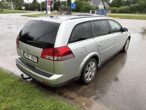 Opel Vectra 2006 in Varena, with an engine capacity of 1.90 L and mileage of 310 thousand km for 500 €, photo 6 on AUTOMOTO.COM.LV