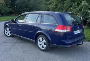 Opel Vectra 2006 in Siauliai, with an engine capacity of 1.90 L and mileage of 320 thousand km for 900 €, photo 7 on AUTOMOTO.COM.LV