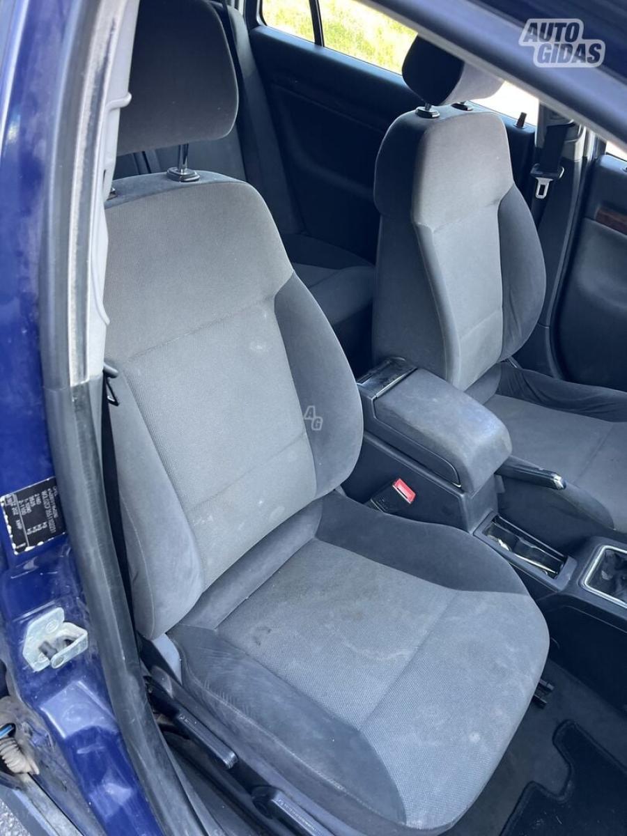 Opel Vectra 2006 in Siauliai, with an engine capacity of 1.90 L and mileage of 320 thousand km for 900 €, photo 8 on AUTOMOTO.COM.LV