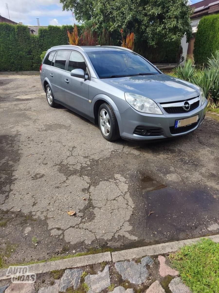 Opel Vectra 2006 in Siauliai, with an engine capacity of 1.90 L and mileage of 350 thousand km for 1500 €, photo 4 on AUTOMOTO.COM.LV