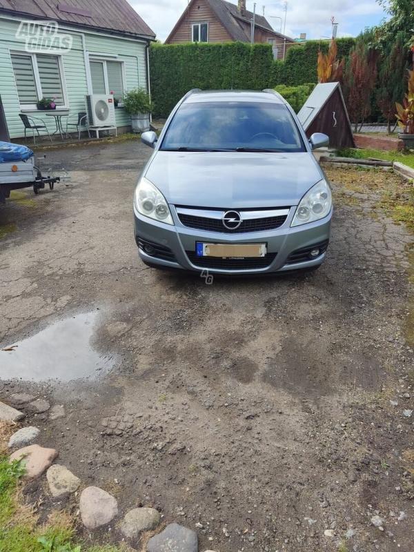 Opel Vectra 2006 Šauļi, ar dzinēja tilpumu 1.90 L un nobraukumu 350 tūkst. km par 1500 €, foto 4 vietnē AUTOMOTO.COM.LV