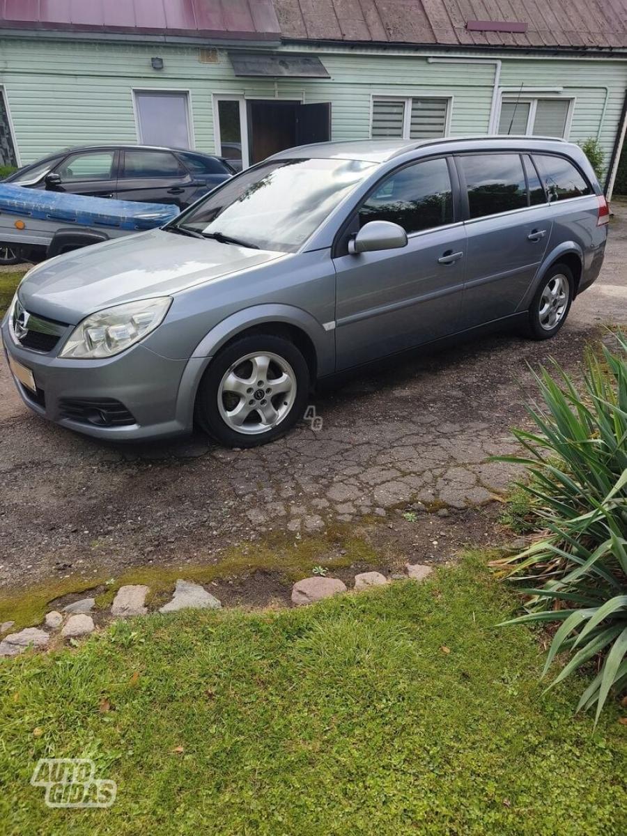 Opel Vectra 2006 in Siauliai, with an engine capacity of 1.90 L and mileage of 350 thousand km for 1500 €, photo 6 on AUTOMOTO.COM.LV