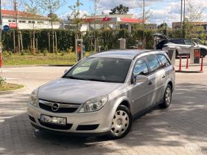 Opel Vectra 2006 in Vilnius, with an engine capacity of 1.90 L and mileage of 265 thousand km for 1350 €, photo  on AUTOMOTO.COM.LV