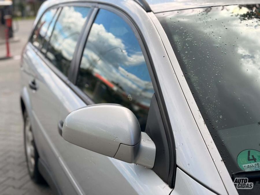 Opel Vectra 2006 in Vilnius, with an engine capacity of 1.90 L and mileage of 265 thousand km for 1350 €, photo 14 on AUTOMOTO.COM.LV