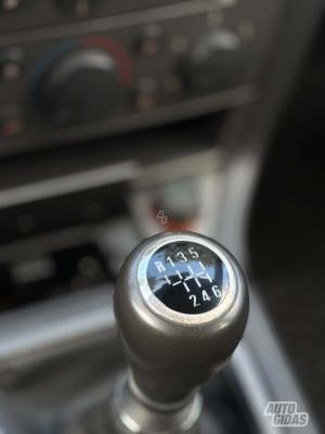 Opel Vectra 2006 in Vilnius, with an engine capacity of 1.90 L and mileage of 265 thousand km for 1350 €, photo 21 on AUTOMOTO.COM.LV