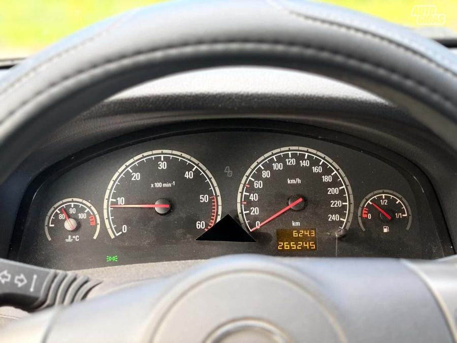 Opel Vectra 2006 in Vilnius, with an engine capacity of 1.90 L and mileage of 265 thousand km for 1350 €, photo 23 on AUTOMOTO.COM.LV