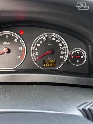 Opel Vectra 2006 Kauņa, ar dzinēja tilpumu 1.90 L un nobraukumu 253 tūkst. km par 1600 €, foto 10 vietnē AUTOMOTO.COM.LV