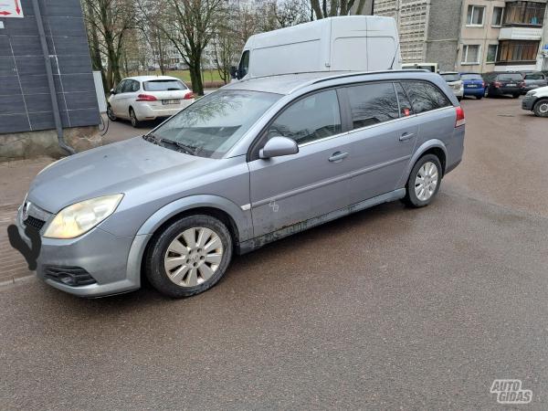 Opel Vectra 2007 Viļņa, ar dzinēja tilpumu 1.90 L un nobraukumu 2 tūkst. km par 820 €, foto 1 vietnē AUTOMOTO.COM.LV