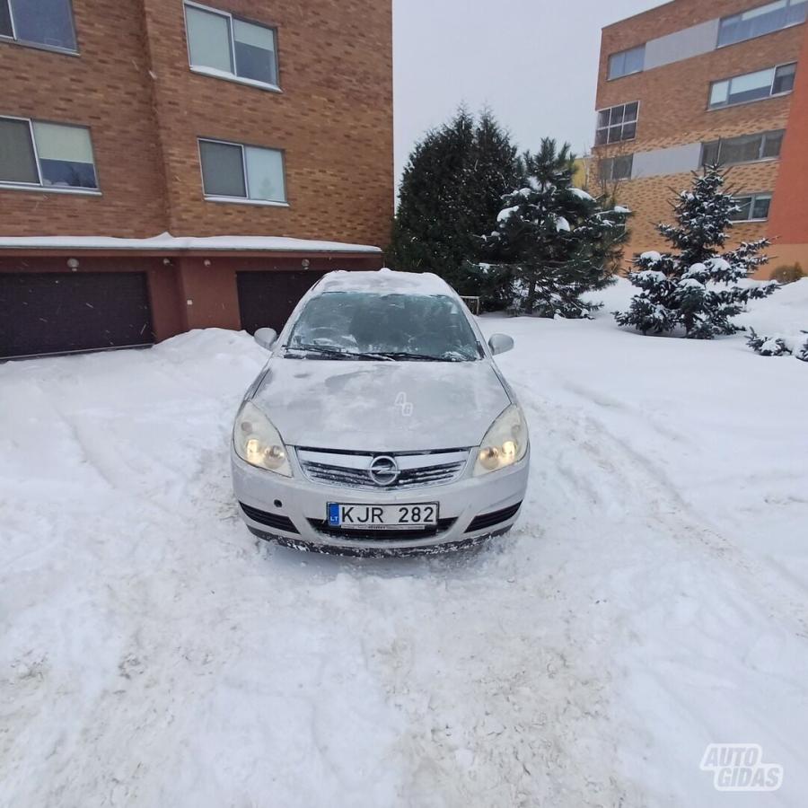 Opel Vectra 2007 Klaipėda, ar dzinēja tilpumu 1.90 L un nobraukumu 298 tūkst. km par 850 €, foto 2 vietnē AUTOMOTO.COM.LV