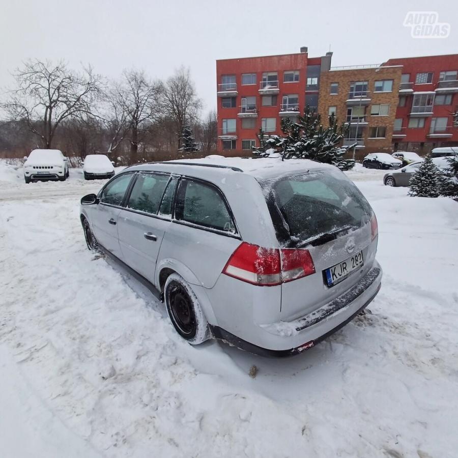 Opel Vectra 2007 Klaipėda, ar dzinēja tilpumu 1.90 L un nobraukumu 298 tūkst. km par 850 €, foto 4 vietnē AUTOMOTO.COM.LV