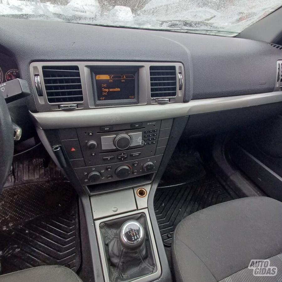 Opel Vectra 2007 Klaipėda, ar dzinēja tilpumu 1.90 L un nobraukumu 298 tūkst. km par 850 €, foto 15 vietnē AUTOMOTO.COM.LV