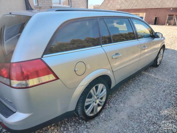 Opel Vectra 2007 in Marijampole, with an engine capacity of 1.90 L and mileage of 280 thousand km for 550 €, photo 6 on AUTOMOTO.COM.LV