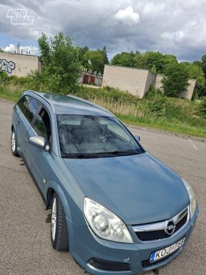 Opel Vectra 2007 in Radviliskis, with an engine capacity of 1.90 L and mileage of 300 thousand km for 950 €, photo 5 on AUTOMOTO.COM.LV