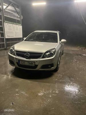 Opel Vectra 2007 in Tallinn, with an engine capacity of 1.90 L and mileage of 372 thousand km for 800 €, photo 8 on AUTOMOTO.COM.LV