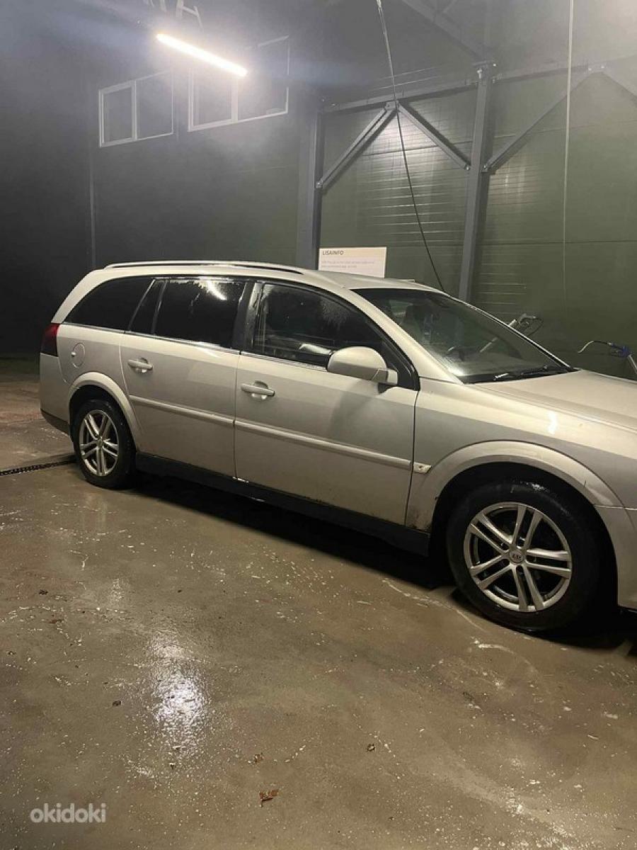 Opel Vectra 2007 in Tallinn, with an engine capacity of 1.90 L and mileage of 372 thousand km for 800 €, photo 10 on AUTOMOTO.COM.LV