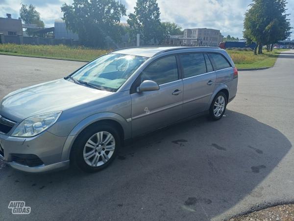 Opel Vectra 2007 Klaipėda, ar dzinēja tilpumu 1.90 L un nobraukumu 362 tūkst. km par 1350 €, foto 4 vietnē AUTOMOTO.COM.LV