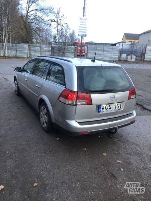 Opel Vectra 2008 in Raseiniai, with an engine capacity of 1.90 L and mileage of 350 thousand km for 700 €, photo 4 on AUTOMOTO.COM.LV