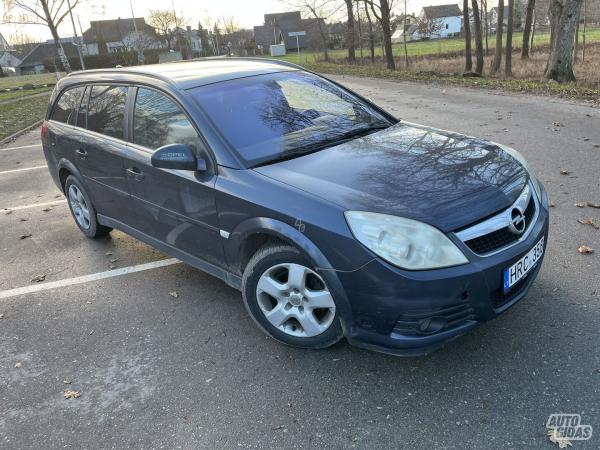 Opel Vectra 2008 in Kretinga, with an engine capacity of 1.90 L and mileage of 353 thousand km for 1500 €, photo 2 on AUTOMOTO.COM.LV