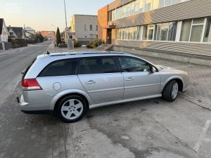 Opel Vectra 2008 in Kaunas, with an engine capacity of 1.90 L and mileage of 371 thousand km for 1450 €, photo 6 on AUTOMOTO.COM.LV