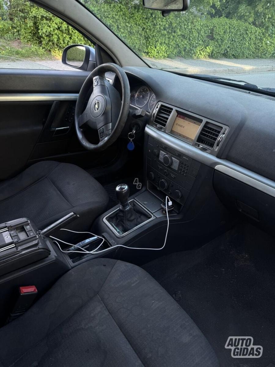 Opel Vectra 2008 Kauņa, ar dzinēja tilpumu 1.90 L un nobraukumu 300 tūkst. km par 699 €, foto 5 vietnē AUTOMOTO.COM.LV