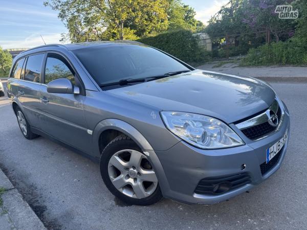 Opel Vectra 2008 in Kaunas, with an engine capacity of 1.90 L and mileage of 300 thousand km for 699 €, photo 5 on AUTOMOTO.COM.LV