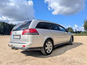 Opel Vectra 2008 Ogre, ar dzinēja tilpumu 1.90 L un nobraukumu 382 tūkst. km par 1300 €, foto 3 vietnē AUTOMOTO.COM.LV
