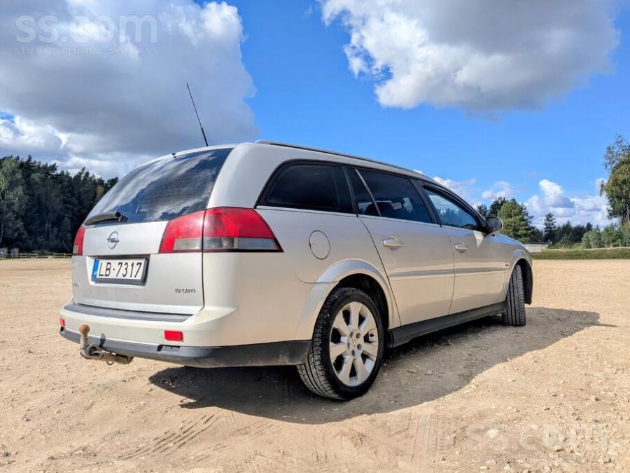 Opel Vectra 2008 Ogre, ar dzinēja tilpumu 1.90 L un nobraukumu 382 tūkst. km par 1300 €, foto 3 vietnē AUTOMOTO.COM.LV
