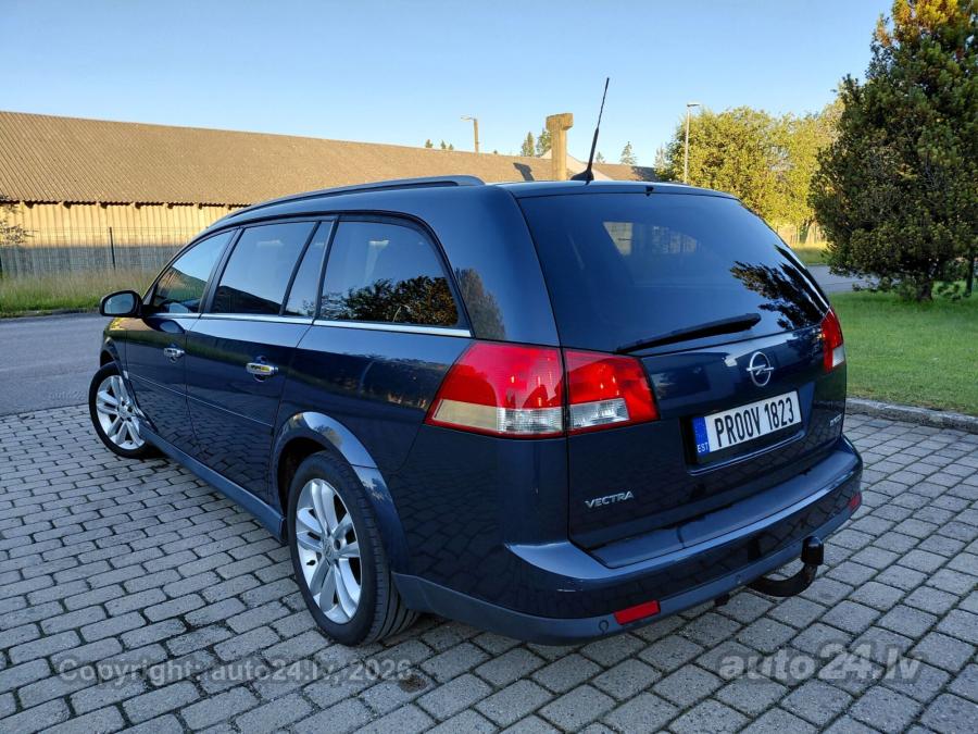 Opel Vectra 2008 Paide, ar dzinēja tilpumu 1.90 L un nobraukumu 197 tūkst. km par 3499 €, foto 4 vietnē AUTOMOTO.COM.LV