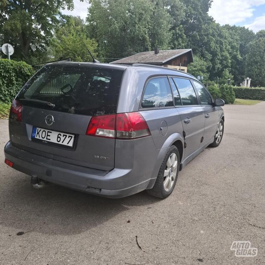 Opel Vectra 2008 Kauņa, ar dzinēja tilpumu 1.90 L un nobraukumu 378 tūkst. km par 600 €, foto 3 vietnē AUTOMOTO.COM.LV
