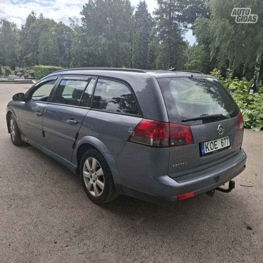 Opel Vectra 2008 Kauņa, ar dzinēja tilpumu 1.90 L un nobraukumu 378 tūkst. km par 600 €, foto 4 vietnē AUTOMOTO.COM.LV
