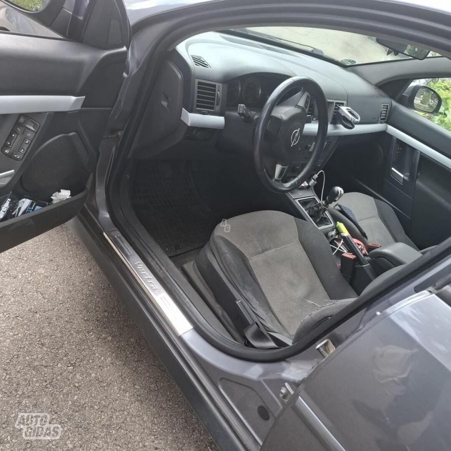 Opel Vectra 2008 Kauņa, ar dzinēja tilpumu 1.90 L un nobraukumu 378 tūkst. km par 600 €, foto 6 vietnē AUTOMOTO.COM.LV