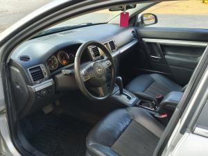 Opel Vectra 2008 Mažeikiai, ar dzinēja tilpumu 1.90 L un nobraukumu 284 tūkst. km par 1000 €, foto 12 vietnē AUTOMOTO.COM.LV