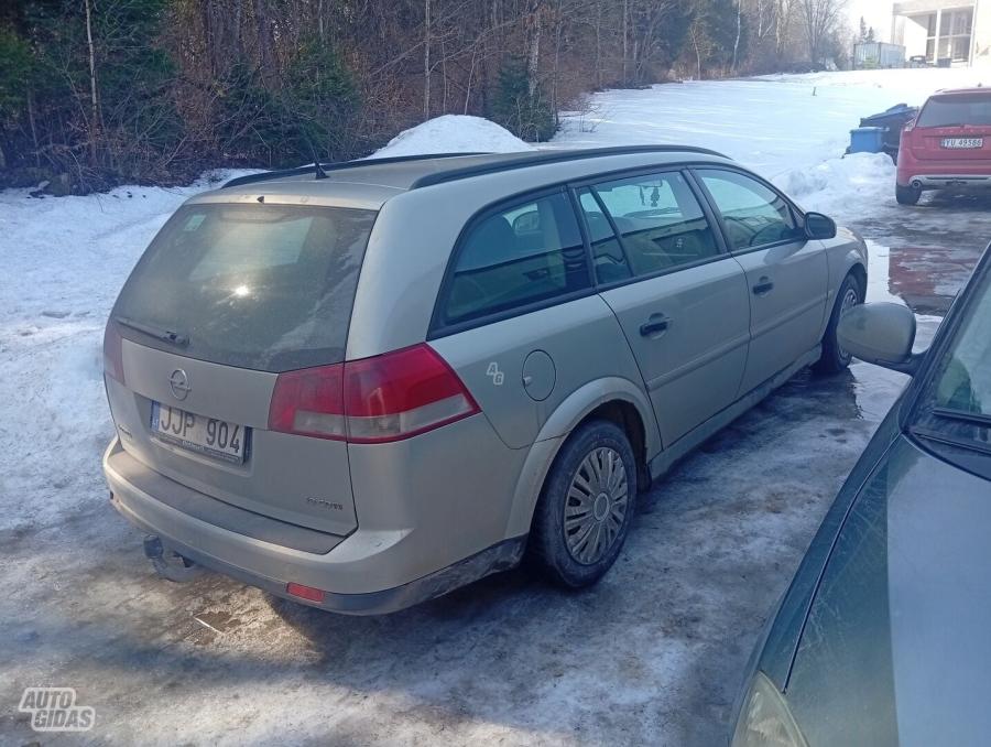 Opel Vectra 2009 in Vilnius, with an engine capacity of 1.90 L and mileage of 486 thousand km for 750 €, photo 6 on AUTOMOTO.COM.LV