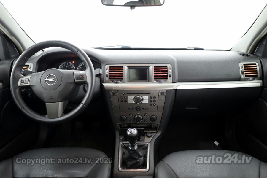 Balts Opel Vectra 2007 Tallina, ar dzinēja tilpumu 2.20 L un nobraukumu 234 tūkst. km par 799 €, foto 6 vietnē AUTOMOTO.COM.LV
