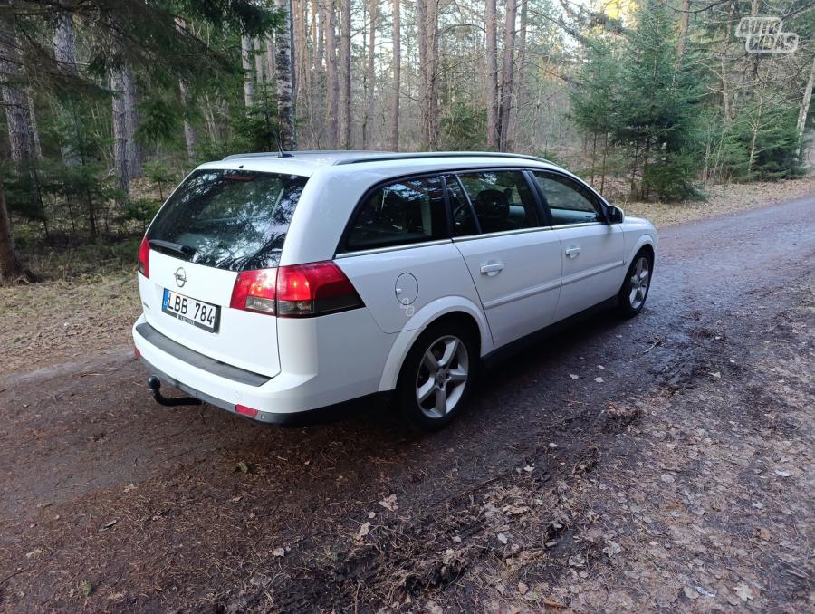 Balts Opel Vectra 2008 Širvintos, ar dzinēja tilpumu 1.90 L un nobraukumu 346 tūkst. km par 1750 €, foto 4 vietnē AUTOMOTO.COM.LV