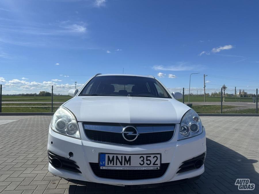 Balts Opel Vectra 2008 Kalvarija, ar dzinēja tilpumu 1.90 L un nobraukumu 375 tūkst. km par 1200 €, foto 3 vietnē AUTOMOTO.COM.LV