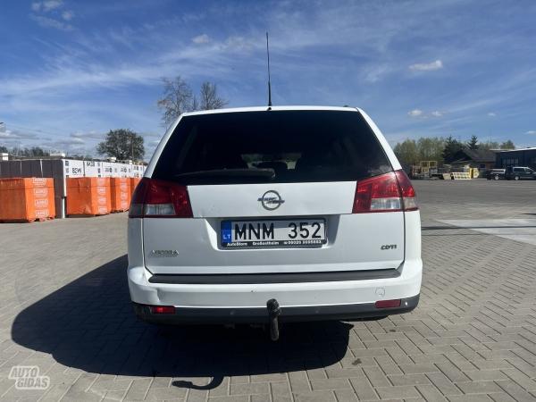 White Opel Vectra 2008 in Kalvarija, with an engine capacity of 1.90 L and mileage of 375 thousand km for 1200 €, photo 8 on AUTOMOTO.COM.LV