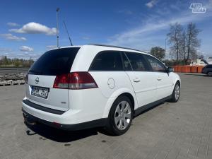 Balts Opel Vectra 2008 Kalvarija, ar dzinēja tilpumu 1.90 L un nobraukumu 375 tūkst. km par 1200 €, foto 4 vietnē AUTOMOTO.COM.LV