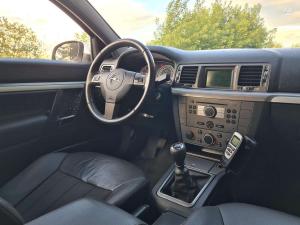 Balts Opel Vectra 2008 Šauļi, ar dzinēja tilpumu 1.91 L un nobraukumu 339 tūkst. km par 1990 €, foto 9 vietnē AUTOMOTO.COM.LV