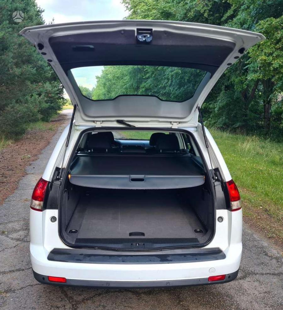 Balts Opel Vectra 2008 Šauļi, ar dzinēja tilpumu 1.91 L un nobraukumu 339 tūkst. km par 1990 €, foto 13 vietnē AUTOMOTO.COM.LV