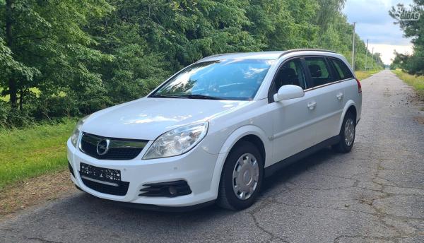 Balts Opel Vectra 2008 Šauļi, ar dzinēja tilpumu 1.90 L un nobraukumu 339 tūkst. km par 1950 €, foto 1 vietnē AUTOMOTO.COM.LV