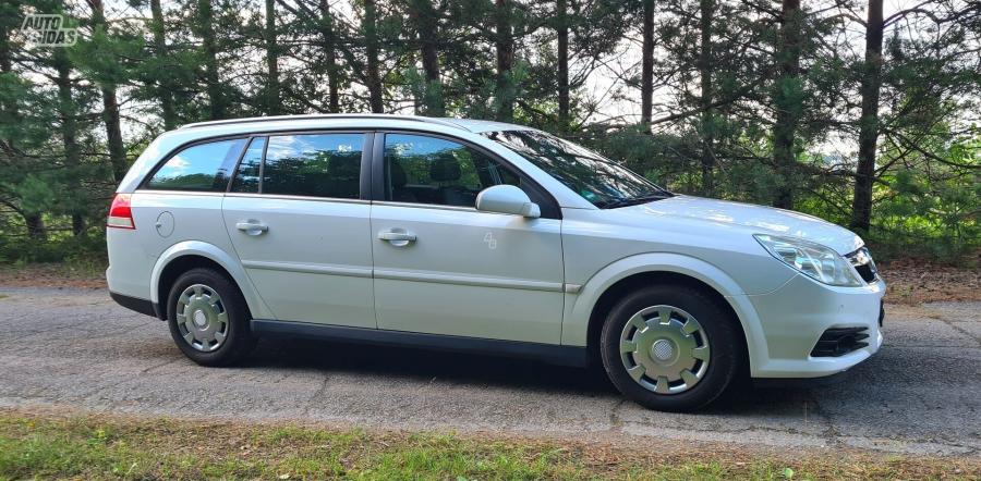 Balts Opel Vectra 2008 Šauļi, ar dzinēja tilpumu 1.90 L un nobraukumu 339 tūkst. km par 1950 €, foto 7 vietnē AUTOMOTO.COM.LV