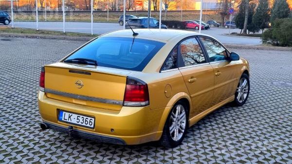 Dzeltens Opel Vectra 2003 Cēsis, ar dzinēja tilpumu 2.20 L un nobraukumu 414 tūkst. km par 1450 €, foto 5 vietnē AUTOMOTO.COM.LV
