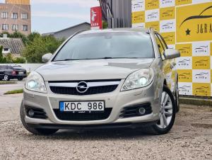 Yellow Opel Vectra 2006 in Siauliai, with an engine capacity of 1.91 L and mileage of 277 thousand km for 2250 €, photo  on AUTOMOTO.COM.LV