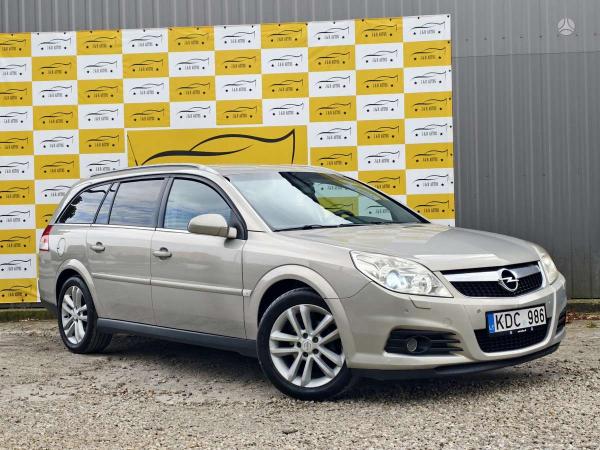 Yellow Opel Vectra 2006 in Siauliai, with an engine capacity of 1.91 L and mileage of 277 thousand km for 2250 €, photo 5 on AUTOMOTO.COM.LV