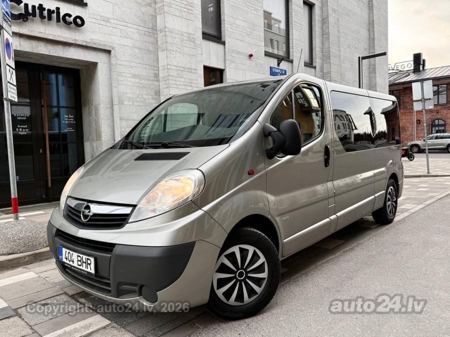 Smilšu krāsa Opel Vivaro 2012 Tallina, ar dzinēja tilpumu 2.00 L un nobraukumu 352 tūkst. km par 8999 €, foto 3 vietnē AUTOMOTO.COM.LV