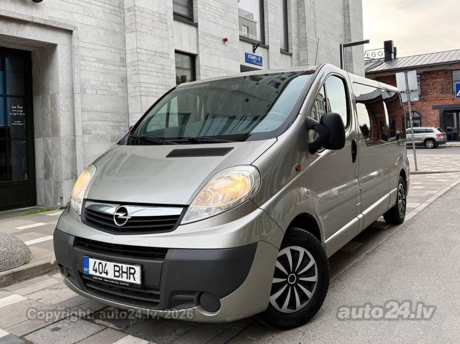 Smilšu krāsa Opel Vivaro 2012 Tallina, ar dzinēja tilpumu 2.00 L un nobraukumu 352 tūkst. km par 8999 €, foto 4 vietnē AUTOMOTO.COM.LV