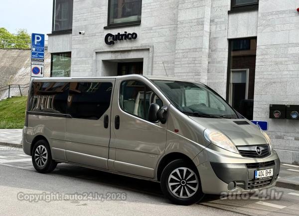 Smilšu krāsa Opel Vivaro 2012 Tallina, ar dzinēja tilpumu 2.00 L un nobraukumu 352 tūkst. km par 8999 €, foto 7 vietnē AUTOMOTO.COM.LV