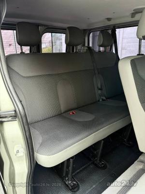 Smilšu krāsa Opel Vivaro 2012 Tallina, ar dzinēja tilpumu 2.00 L un nobraukumu 352 tūkst. km par 8999 €, foto 18 vietnē AUTOMOTO.COM.LV