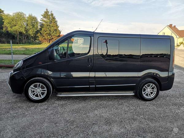Melns Opel Vivaro 2004 Klaipėda, ar dzinēja tilpumu 1.90 L un nobraukumu 300 tūkst. km par 5950 €, foto 4 vietnē AUTOMOTO.COM.LV